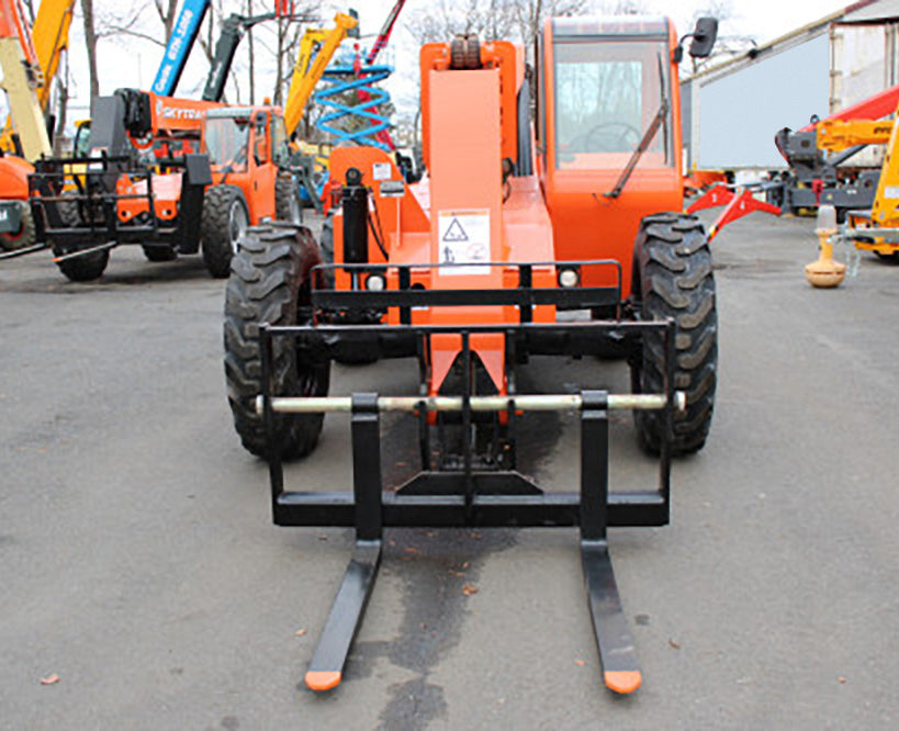 2013 SKYTRAK 6042 6000 LB DIESEL TELESCOPIC FORKLIFT TELEHANDLER ...