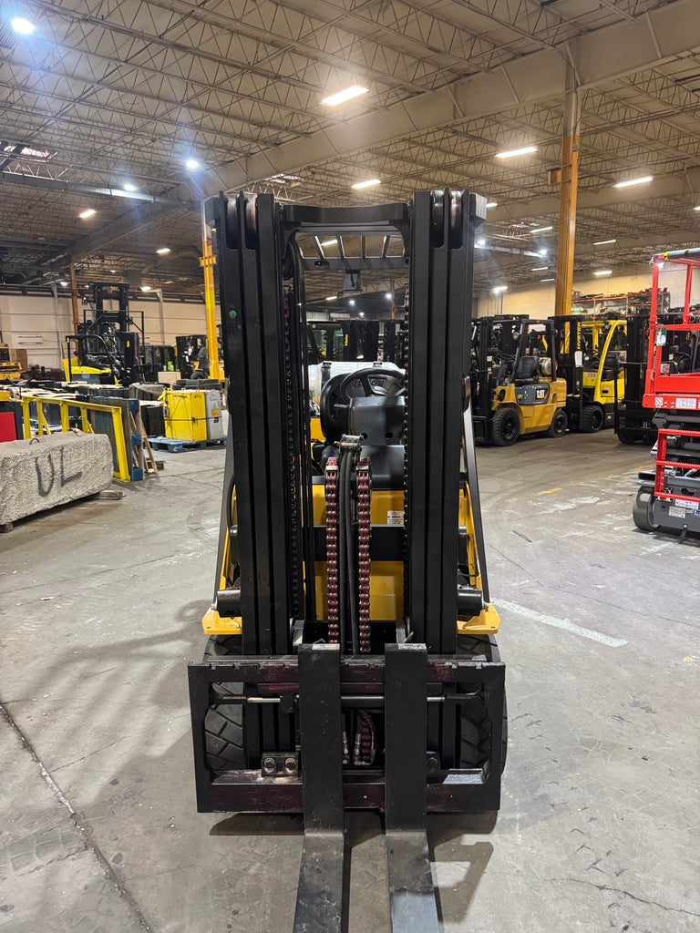 2014 CATERPILLAR 2C6000 6000 LB LP GAS FORKLIFT FINGER TIP CONTROL 82/ ...