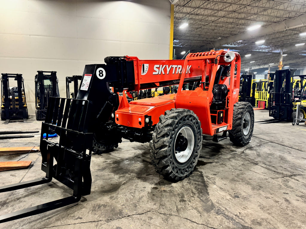 2017 SKYTRAK 8042 8000 LB DIESEL TELESCOPIC FORKLIFT TELEHANDLER ...