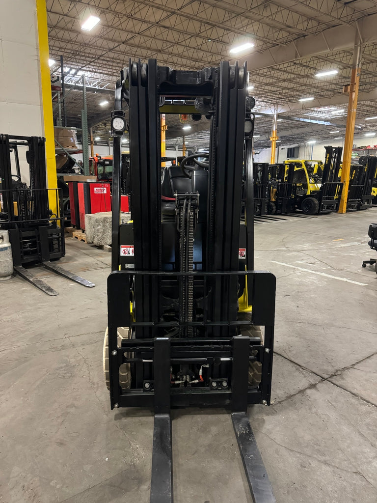 2018 YALE ERC050VG 5000 LB 48 VOLT ELECTRIC FORKLIFT 89/194" THREE ...