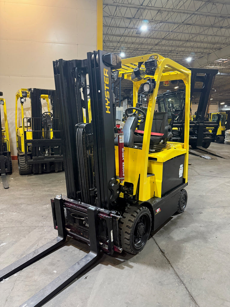 2018 HYSTER E50XN-33 5000 LB CAPACITY ELECTRIC CUSHION 89/194" 3 STAGE ...