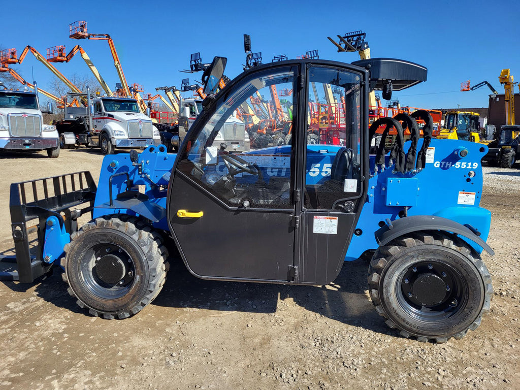 2024 GENIE GTH5519 5500 LB DIESEL TELESCOPIC FORKLIFT TELEHANDLER ...