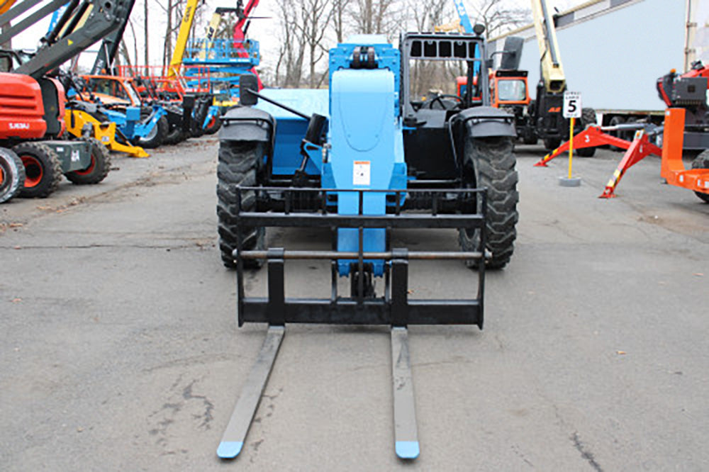 2017 GENIE GTH844 8000 LB DIESEL TELESCOPIC FORKLIFT TELEHANDLER ...