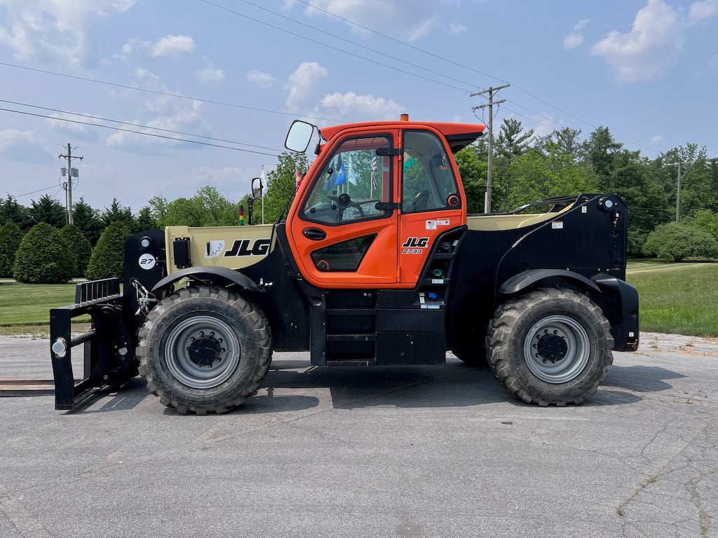 2022 JLG 2733 26600 LB DIESEL TELESCOPIC FORKLIFT TELEHANDLER PNEUMATIC ...