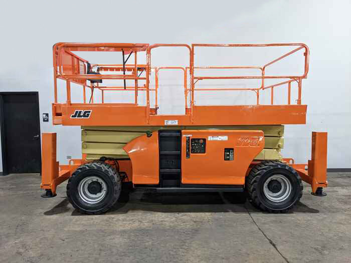 2013 JLG 3394RT SCISSOR LIFT ROUGH TERRAIN 33' REACH DIESEL OUTRIGGERS ...