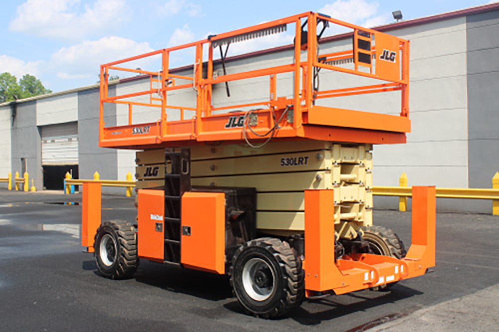 2018 JLG 530LRT SCISSOR LIFT 53' REACH DIESEL ROUGH TERRAIN 4WD OUTRIG ...