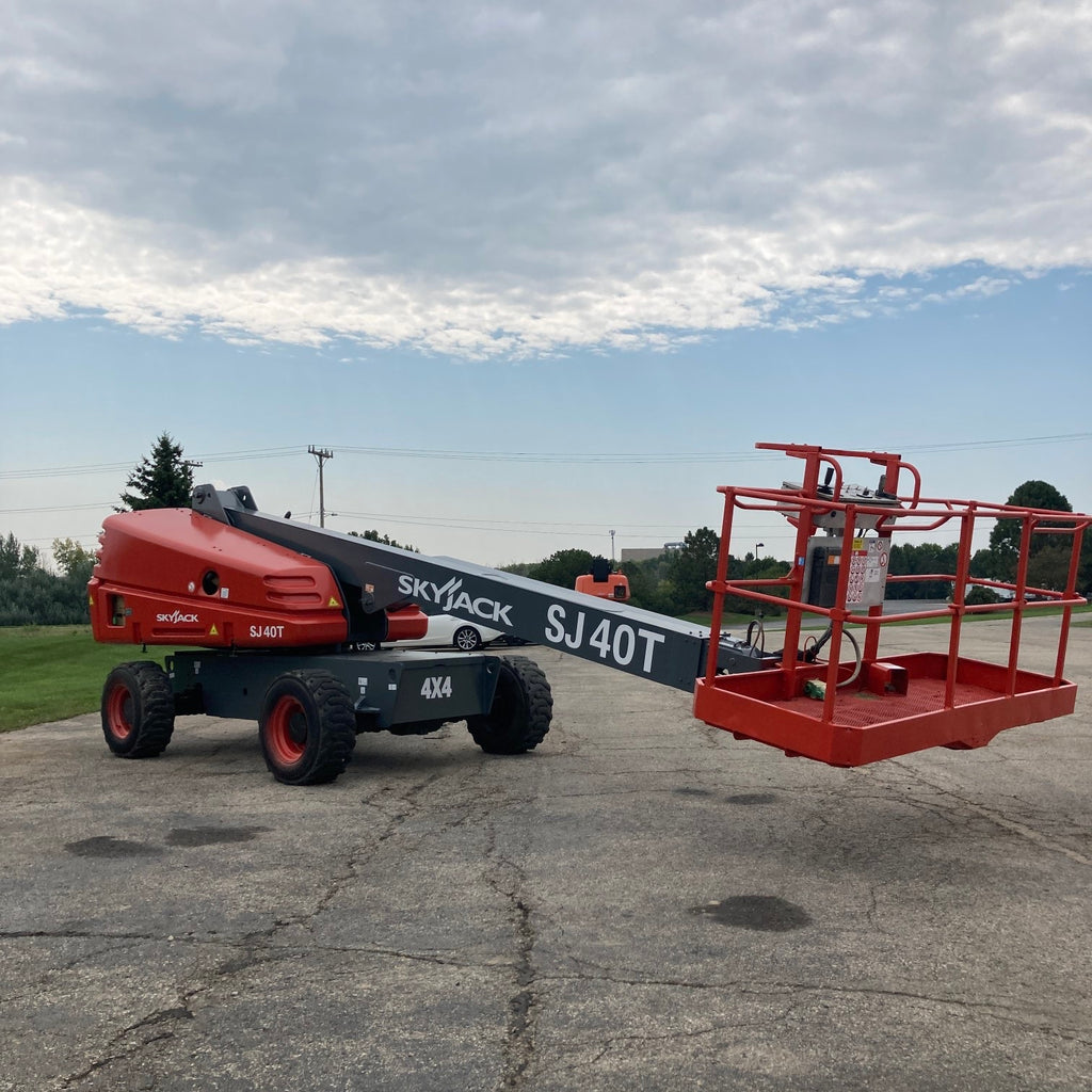2015 SKYJACK SJ40T ARTICULATING BOOM LIFT AERIAL LIFT 40' REACH DIESEL ...