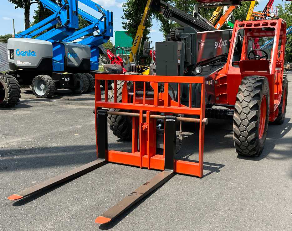 2018 SKYJACK SJ843TH 8000 LB DIESEL TELESCOPIC FORKLIFT TELEHANDLER ...