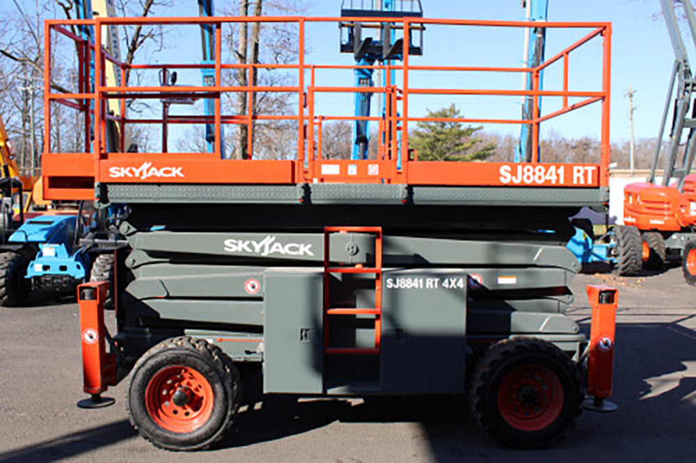 2018 SKYJACK SJ8841RT SCISSOR LIFT 41' REACH DUAL FUEL ROUGH TERRAIN O ...
