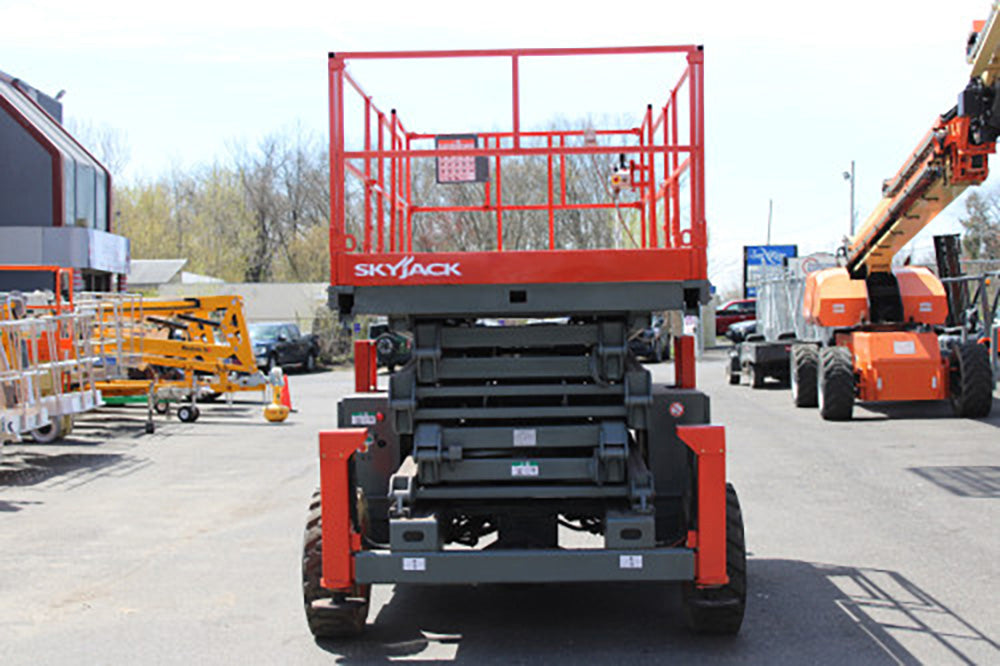 2018 SKYJACK SJ8841RT SCISSOR LIFT 41' REACH DIESEL ROUGH TERRAIN ...