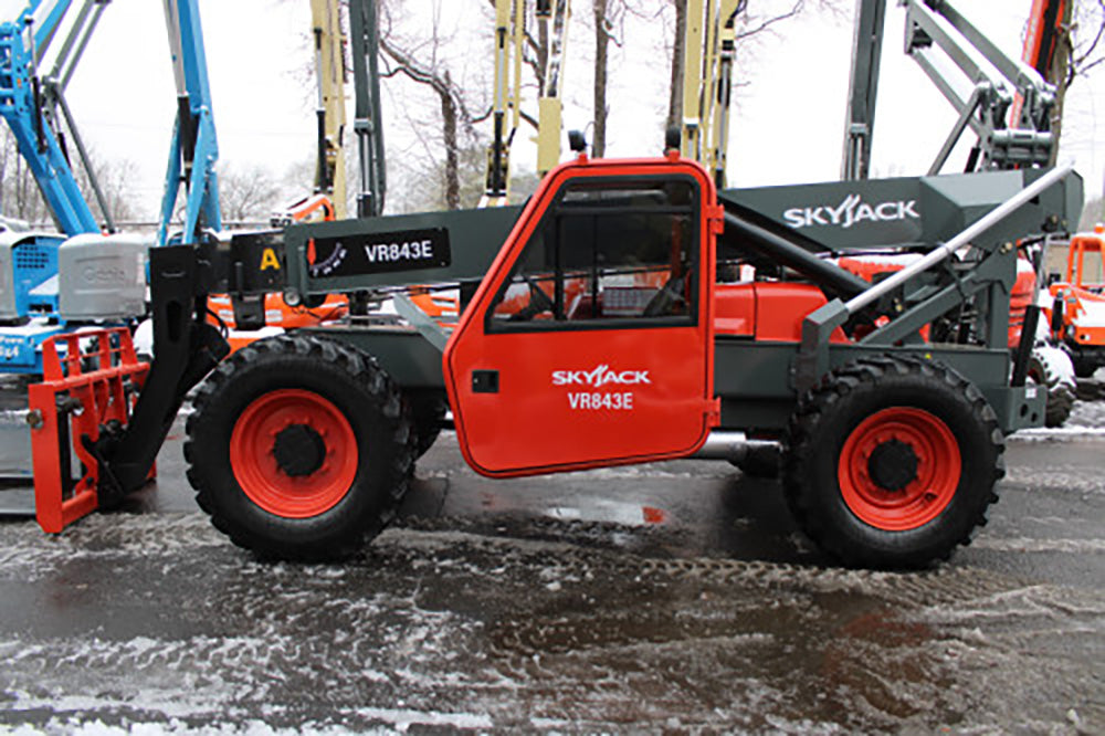 2015 SKYJACK VR843E 8000 LB DIESEL TELESCOPIC FORKLIFT TELEHANDLER ...