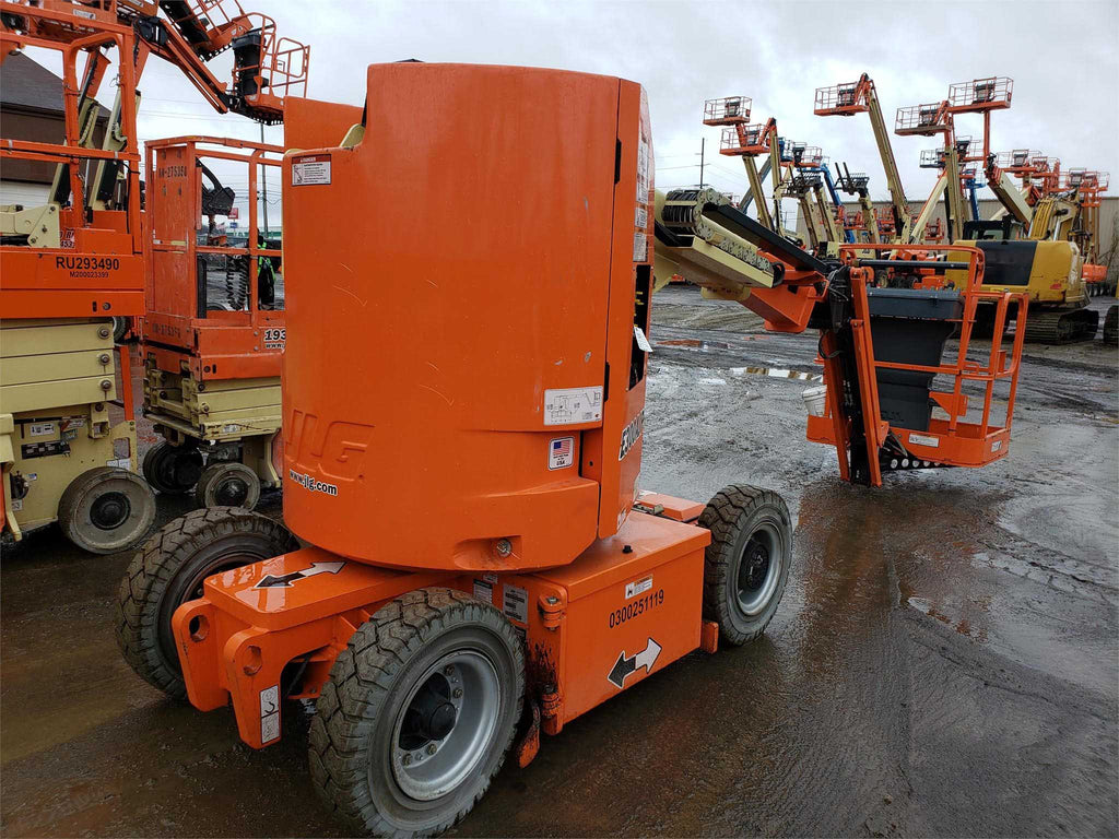 2018 JLG E300AJP ARTICULATING BOOM LIFT AERIAL LIFT 30' REACH ELECTRIC ...