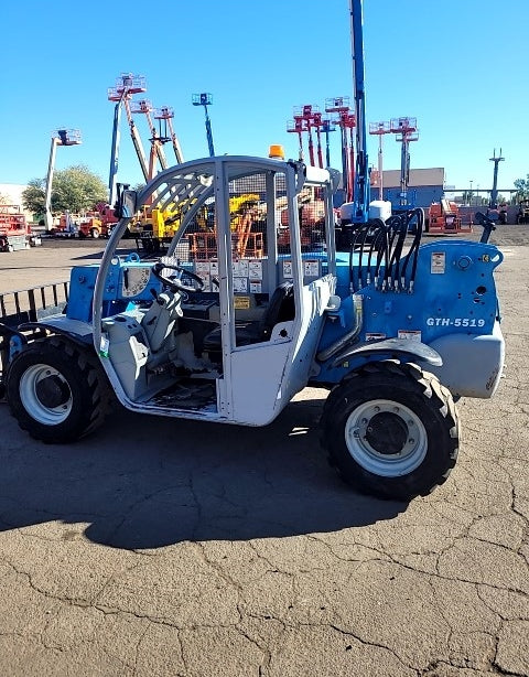 2013 GENIE GTH5519 5500 LB DIESEL TELESCOPIC FORKLIFT TELEHANDLER PNEU ...