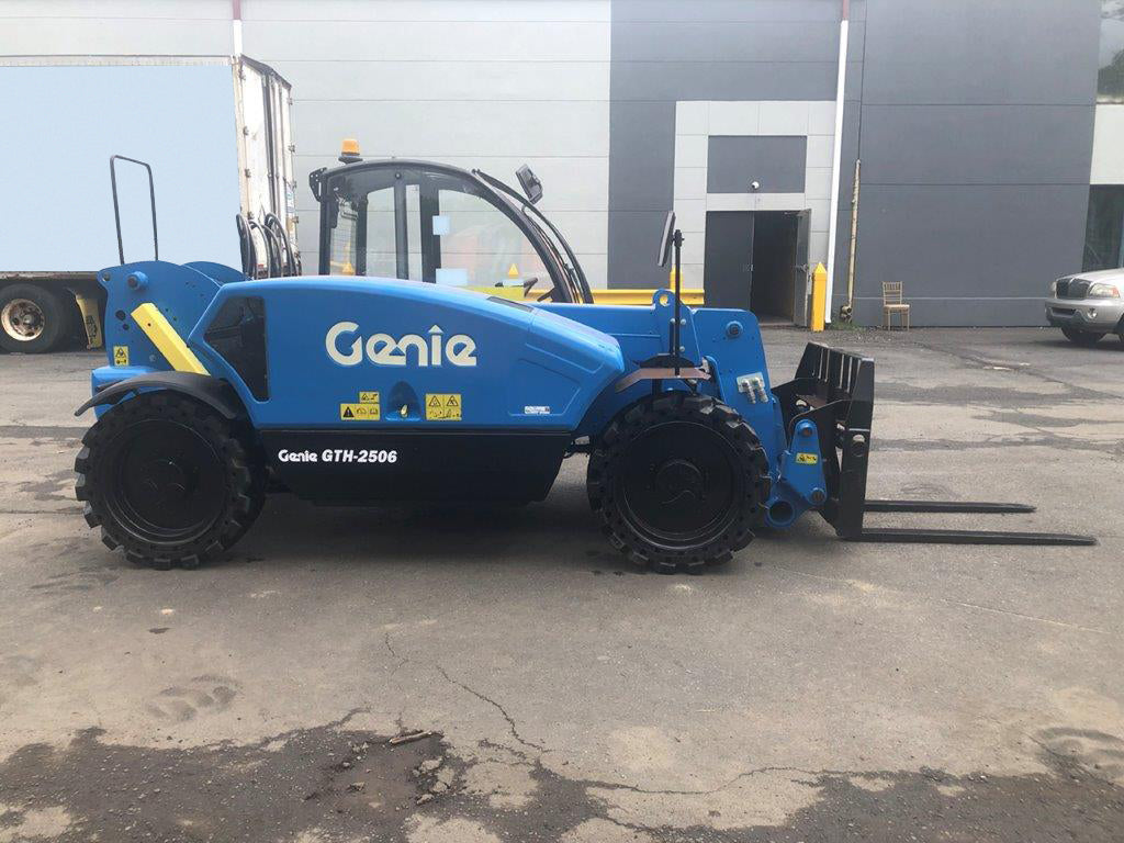 2019 GENIE GTH2506 5500 LB DIESEL TELESCOPIC FORKLIFT TELEHANDLER ...