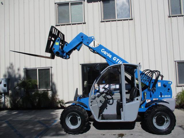 2012 GENIE GTH5519 5500 LB DIESEL TELESCOPIC FORKLIFT TELEHANDLER ...