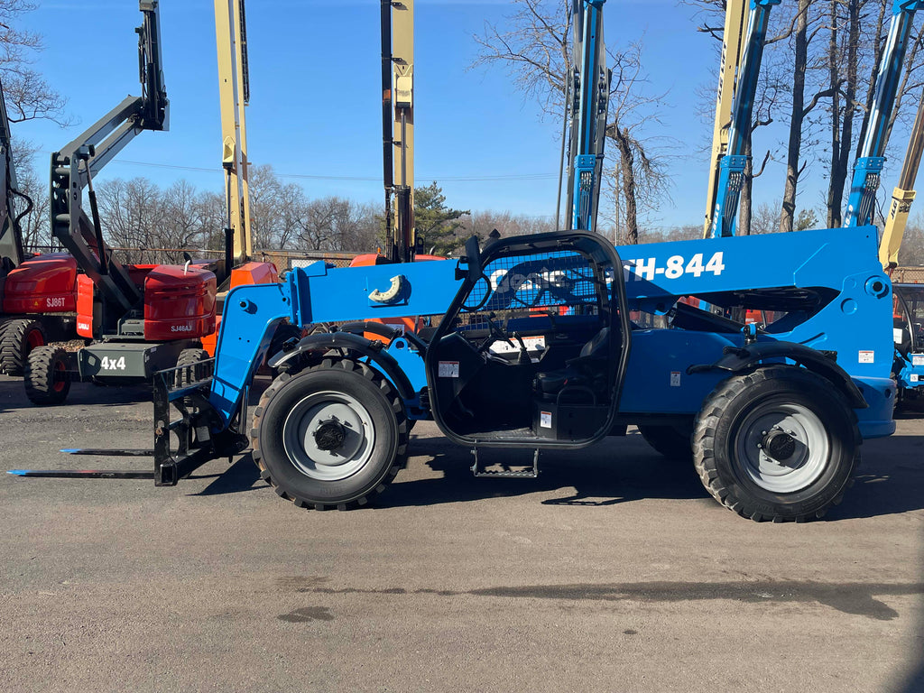2015 GENIE GTH844 8000 LB DIESEL TELESCOPIC FORKLIFT TELEHANDLER ...