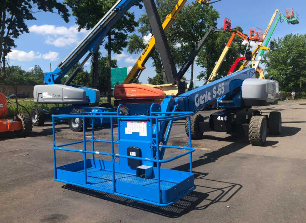 2016 GENIE S65 TELESCOPIC BOOM LIFT AERIAL LIFT 65' REACH DIESEL 4WD 2 ...
