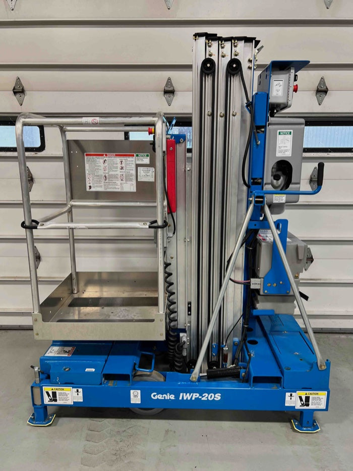 2020 GENIE IWP-20S 12 VOLT ELECTRIC PUSH AROUND SCISSOR LIFT 20' LIFT ...