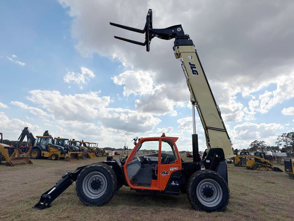 2022 JLG 1255 12000 LB DIESEL TELESCOPIC FORKLIFT TELEHANDLER PNEUMATIC ...