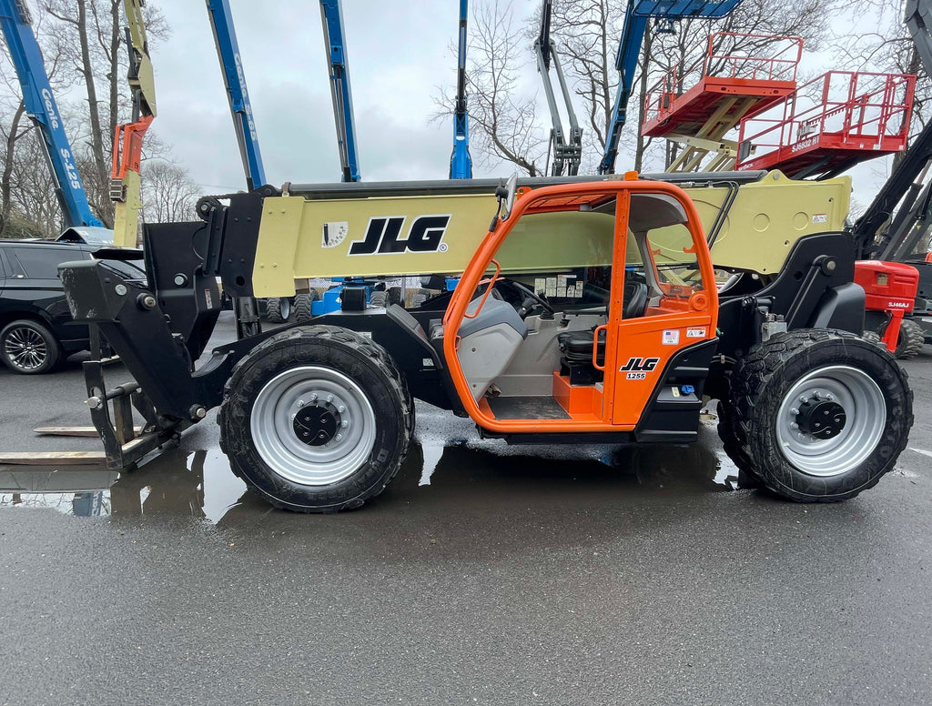 2016 JLG 1255 12000 LB DIESEL TELESCOPIC FORKLIFT TELEHANDLER PNEUMATI ...