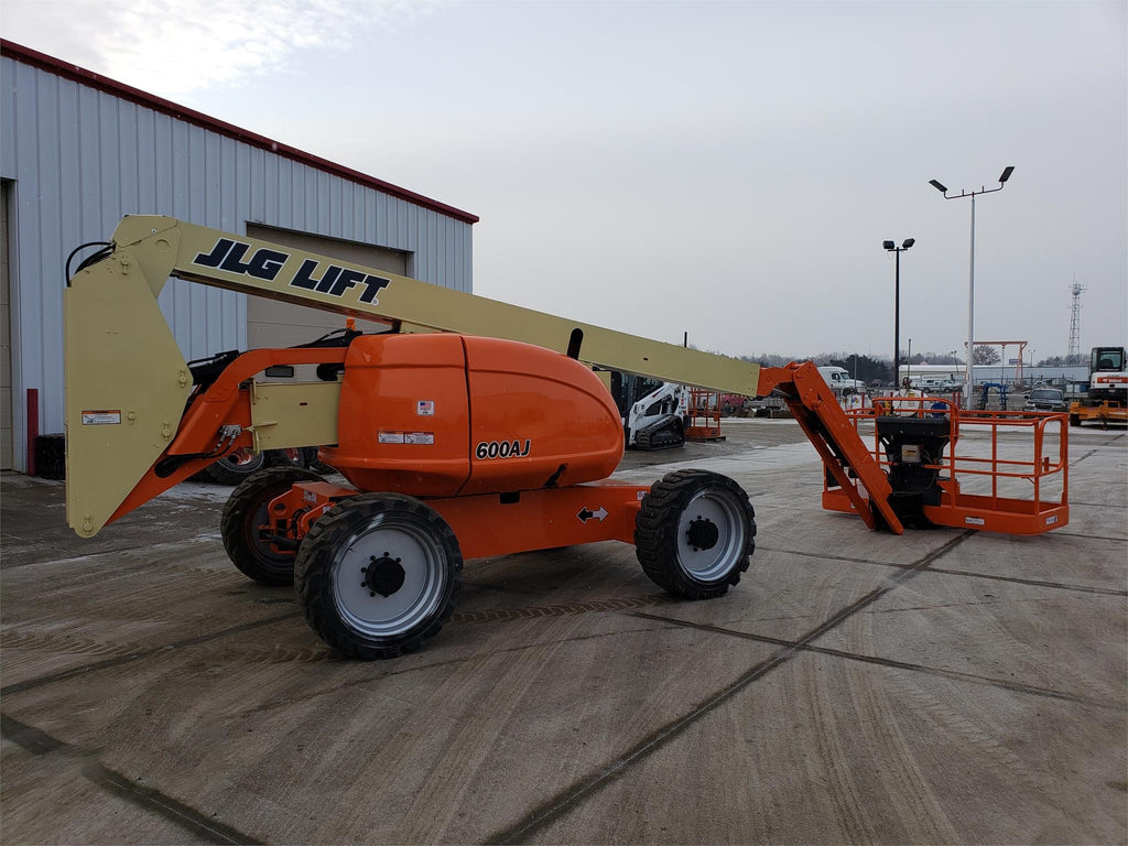 2011 JLG 600AJ ARTICULATING BOOM LIFT AERIAL LIFT WITH JIB ARM 60 ...