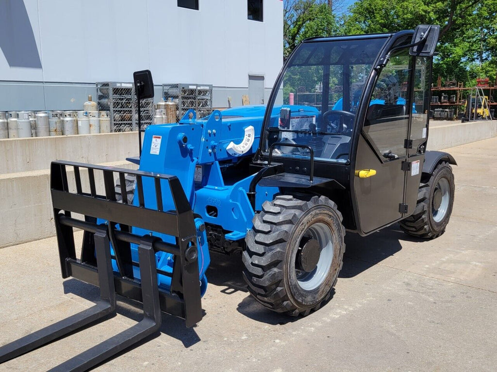 2023 GENIE GTH5519 5500 LB DIESEL TELESCOPIC FORKLIFT TELEHANDLER ...