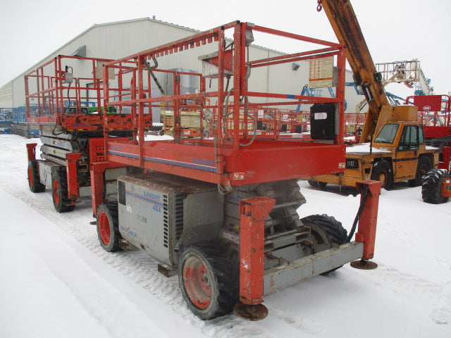 2011 SKYJACK 6826RT SCISSOR LIFT 26' REACH DIESEL ROUGH TERRAIN TIRES ...