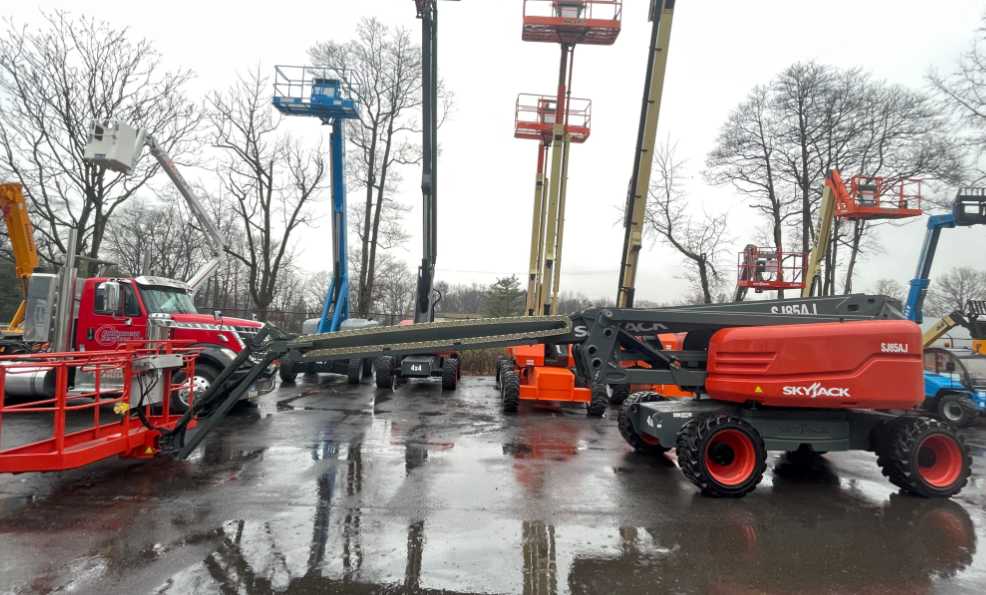 2019 SKYJACK SJ85AJ ARTICULATING BOOM LIFT AERIAL LIFT WITH JIB ARM 85 ...