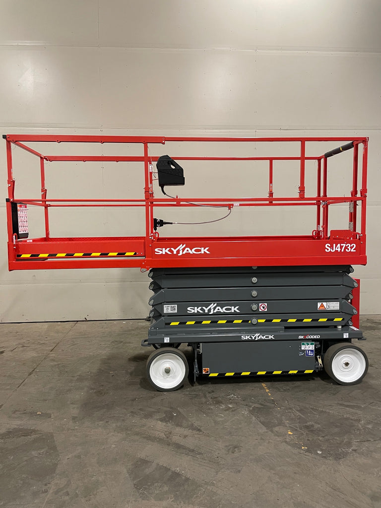 2026 SKYJACK SJ4732 SCISSOR LIFT 32' REACH ELECTRIC SMOOTH CUSHION ...