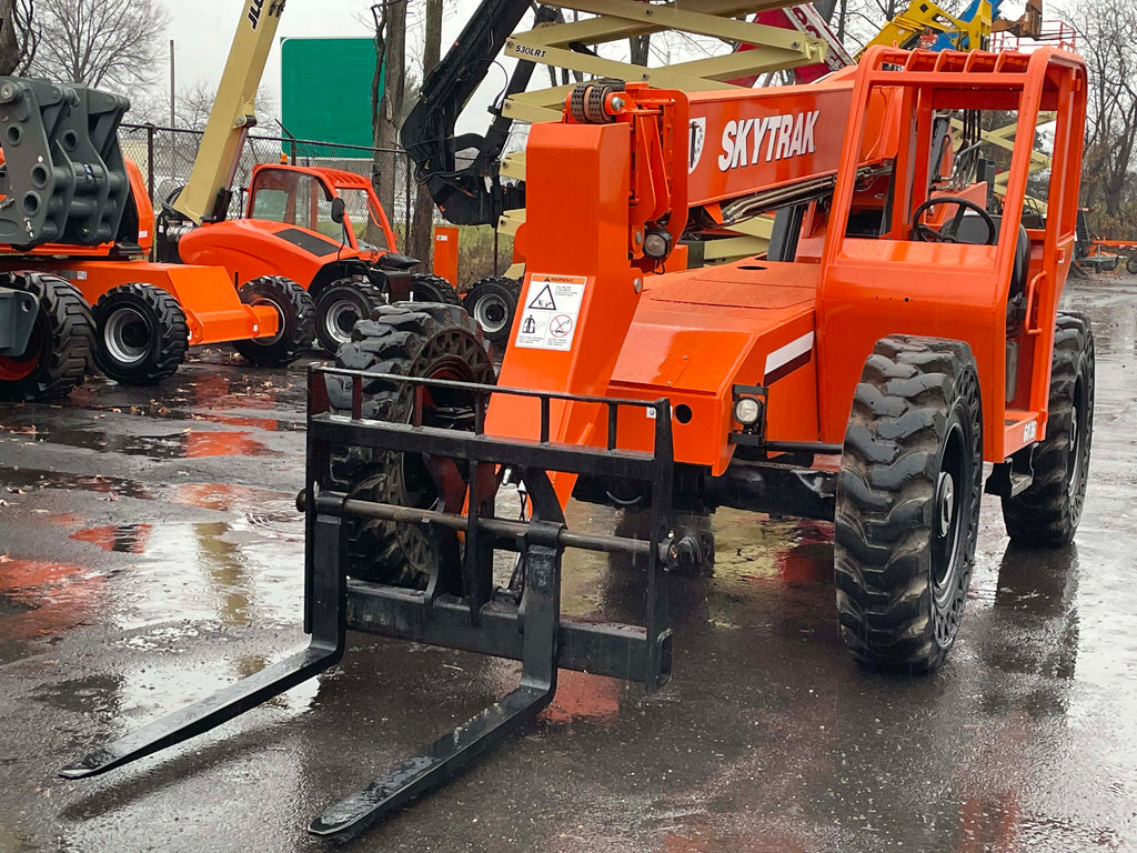 2014 SKYTRAK 6036 6000 LB DIESEL TELESCOPIC FORKLIFT TELEHANDLER ...